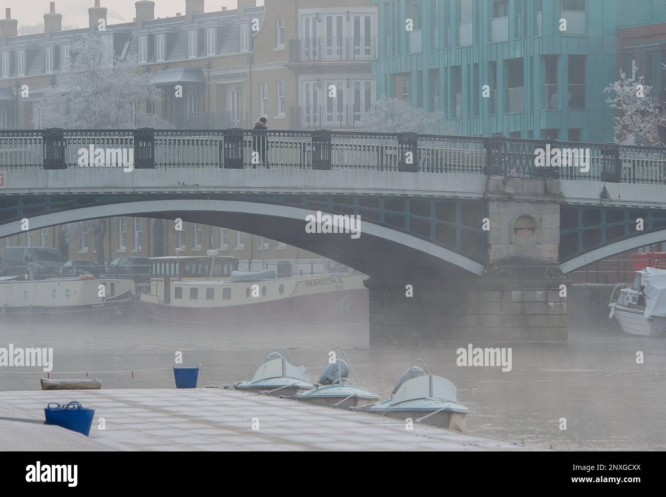 Eton, Windsor, Berkshire, UK. 23rd January, 2023. Windsor Bridge above ...