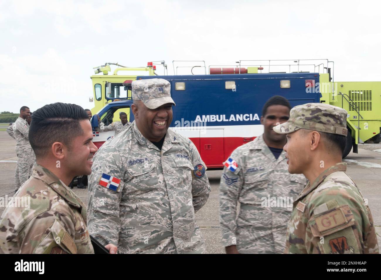 Fuerza aerea de republica dominicana hi-res stock photography and ...