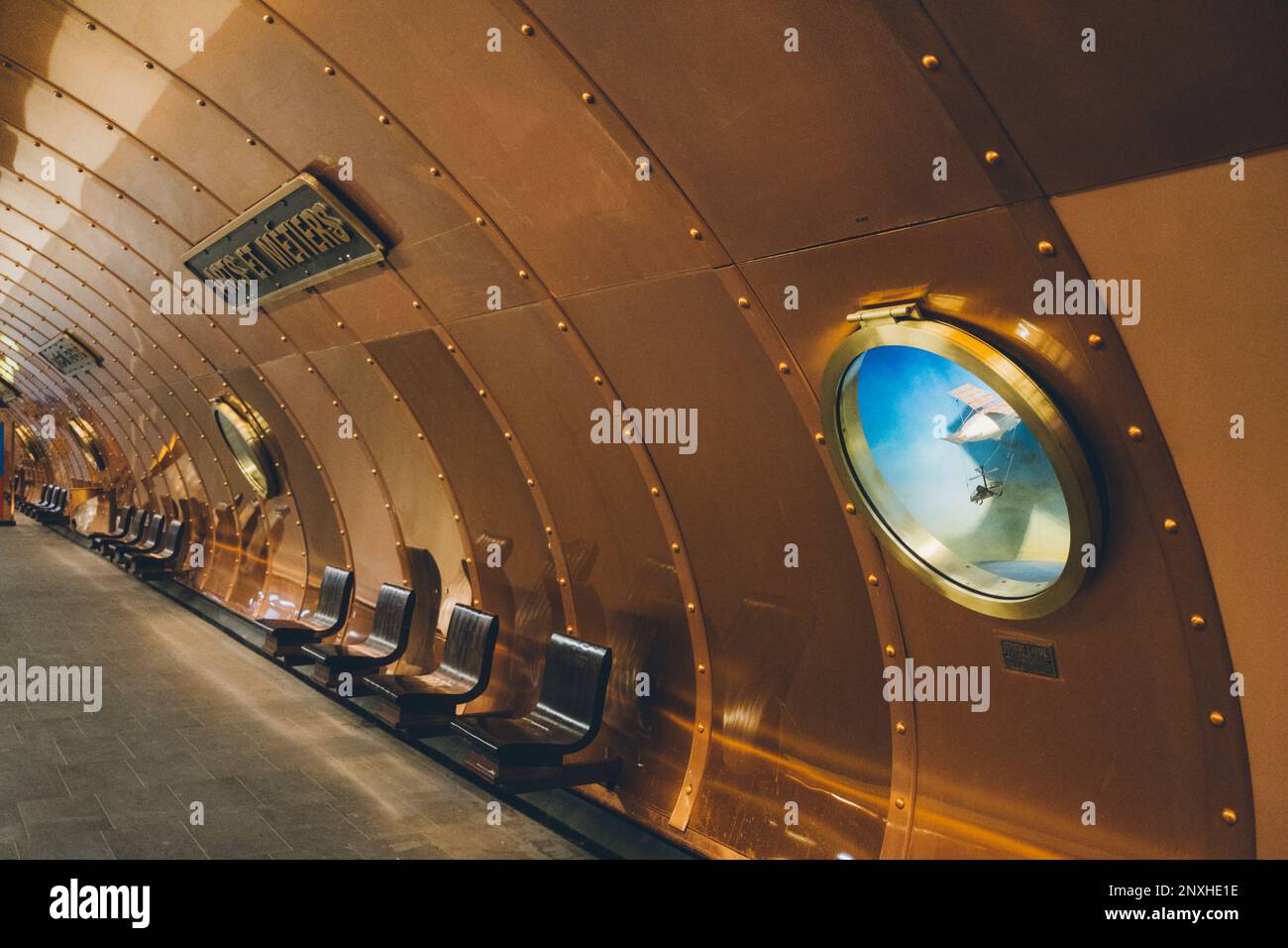 Paris, 09.02.23: Metro Station in copper optics „ Arts et metiers ...