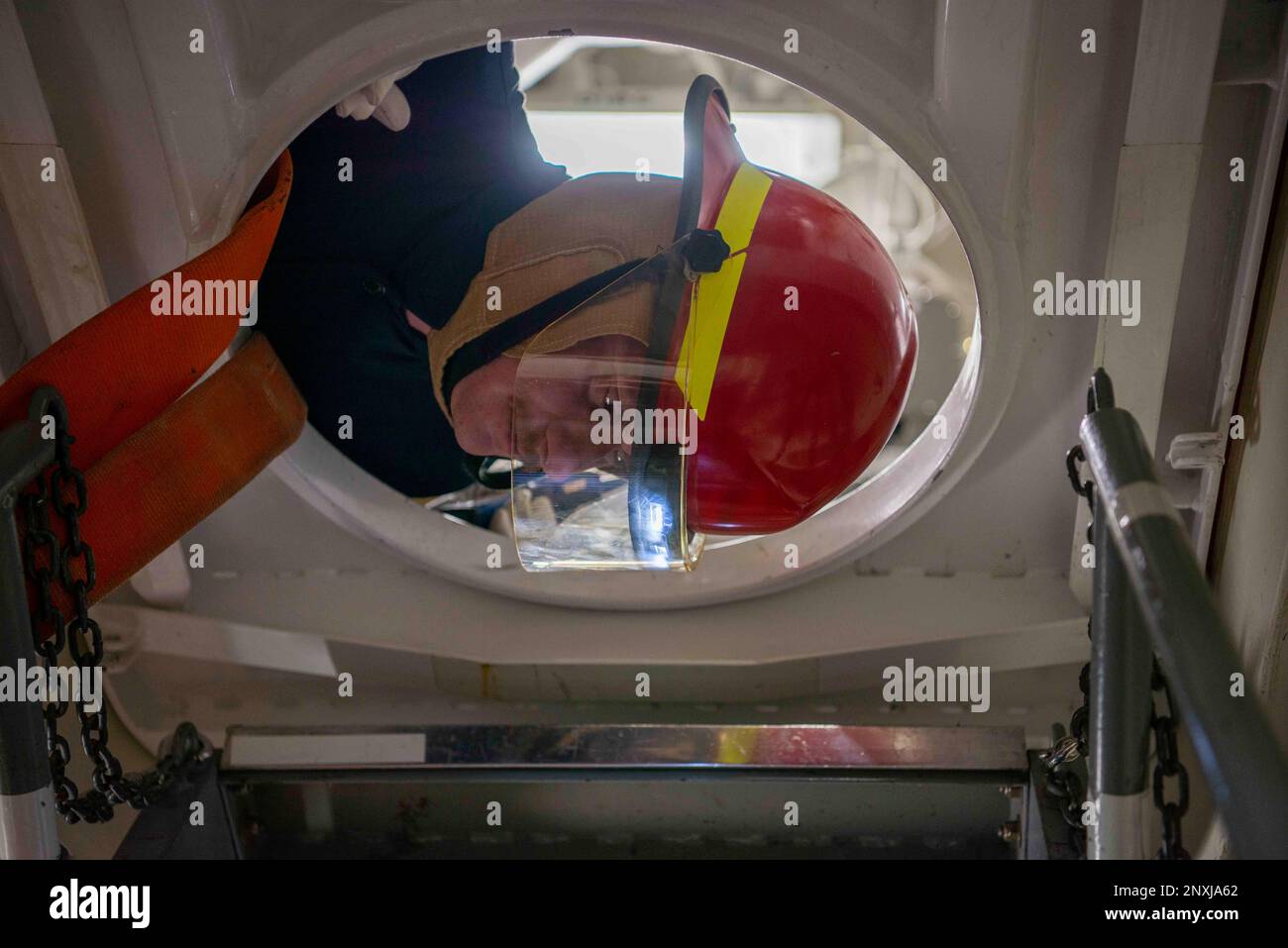 230202-N-MK109-1052 SOUTH CHINA SEA (Feb. 2, 2023) U.S. Navy Damage ...