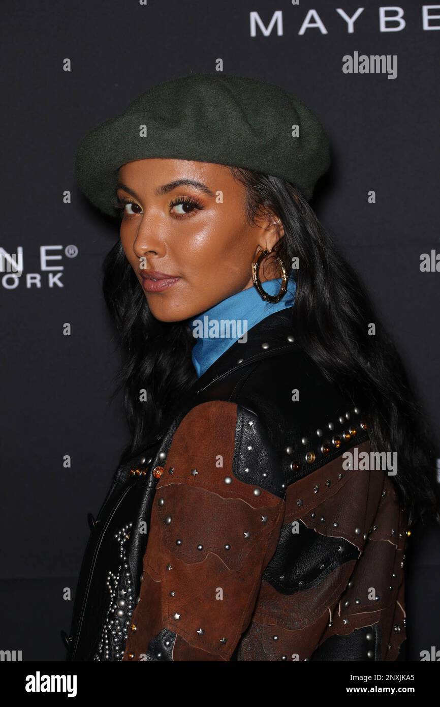 Photo by: John Nacion/STAR MAX/IPx20182/11/18Maya Jama at The ...
