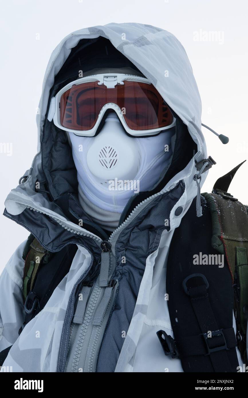 U.S. Air Force Master Sgt. Christopher Bechtold, a tactical air control ...