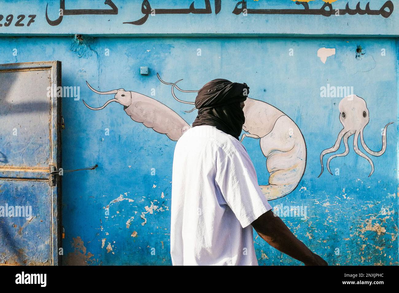 Mauritania, Nouakchott, fish market on the beach Stock Photo - Alamy
