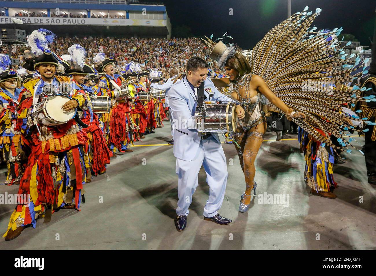 SP - Sao Paulo - 02/10/2018 - Casa Verde Empire Parade in Carnival Sao ...