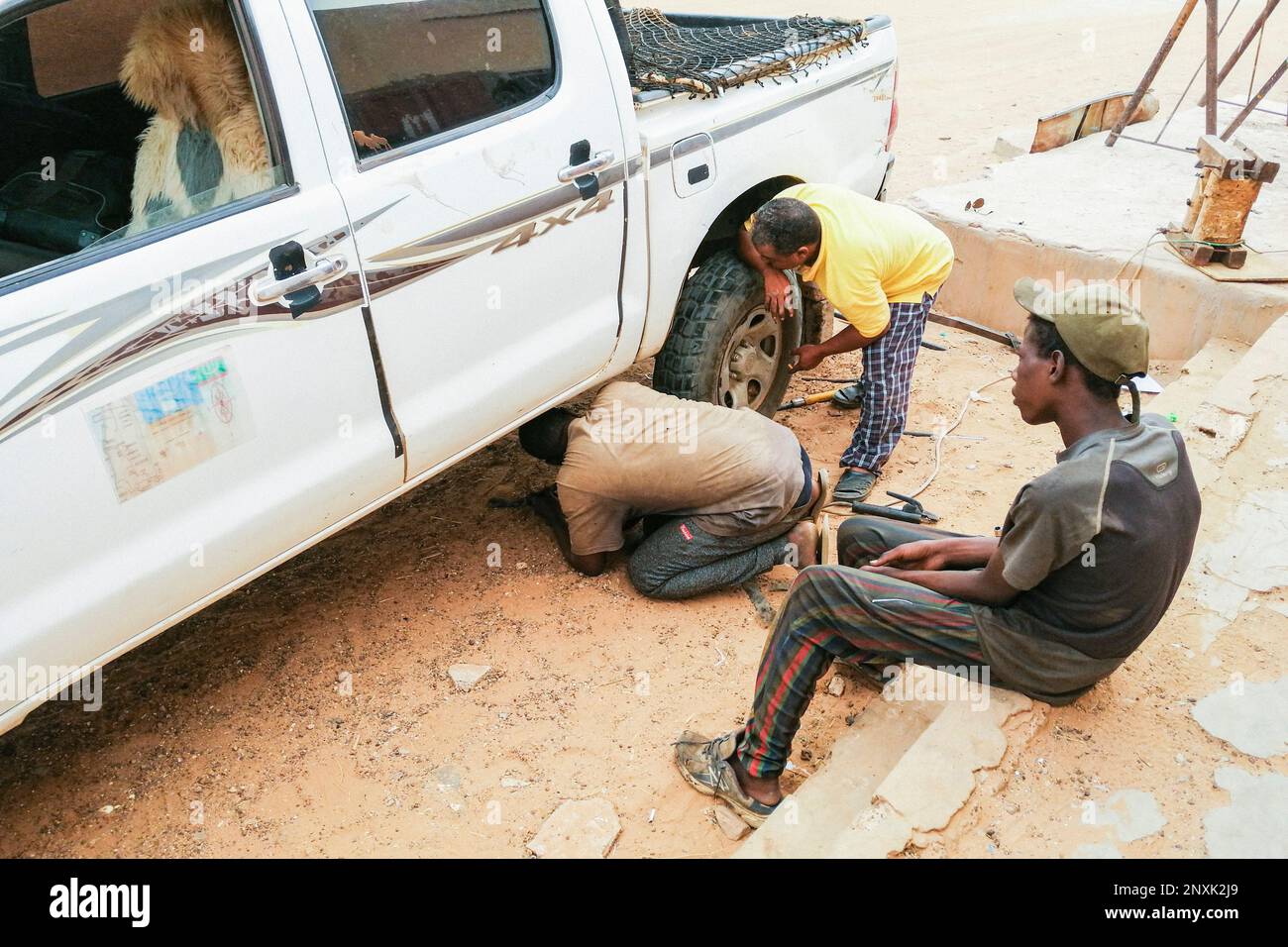 Mauritania, Aleg, local blacksmith Stock Photo - Alamy