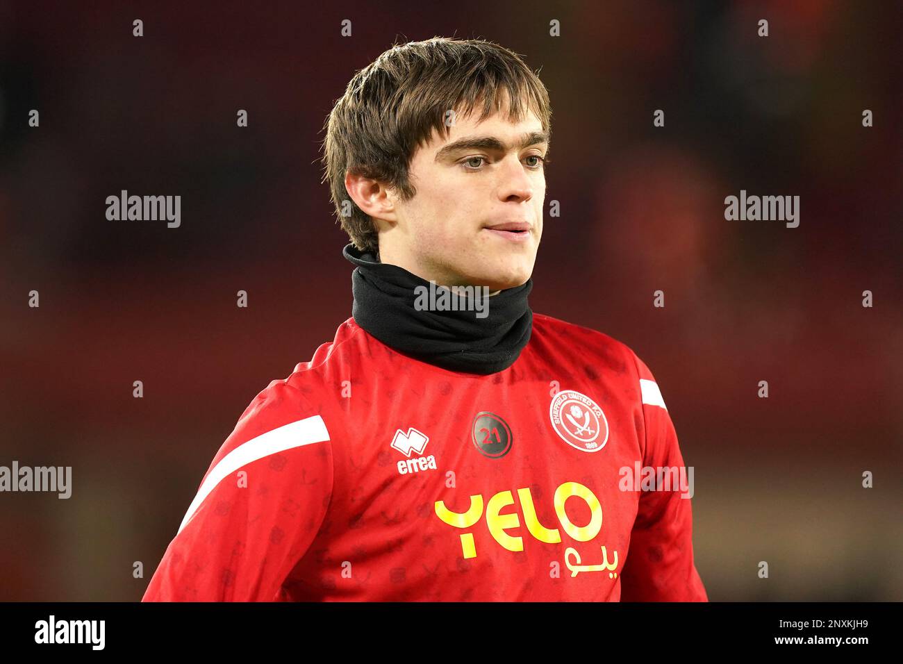 Sheffield United goalkeeper Marcus Dewhurst warming up prior to kick ...