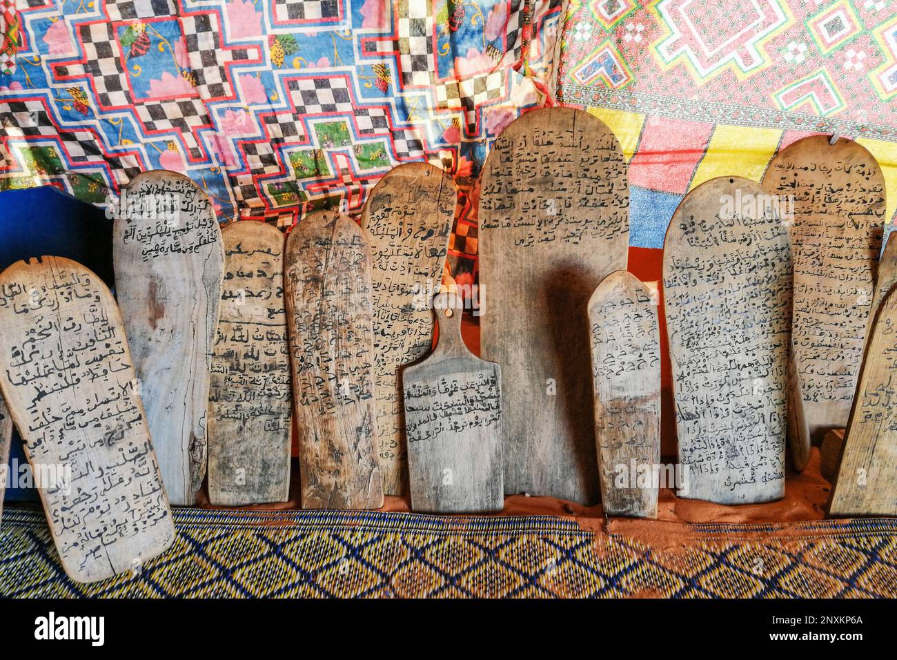 Mauritania, Chinguetti, Quranic prayer tables Stock Photo - Alamy