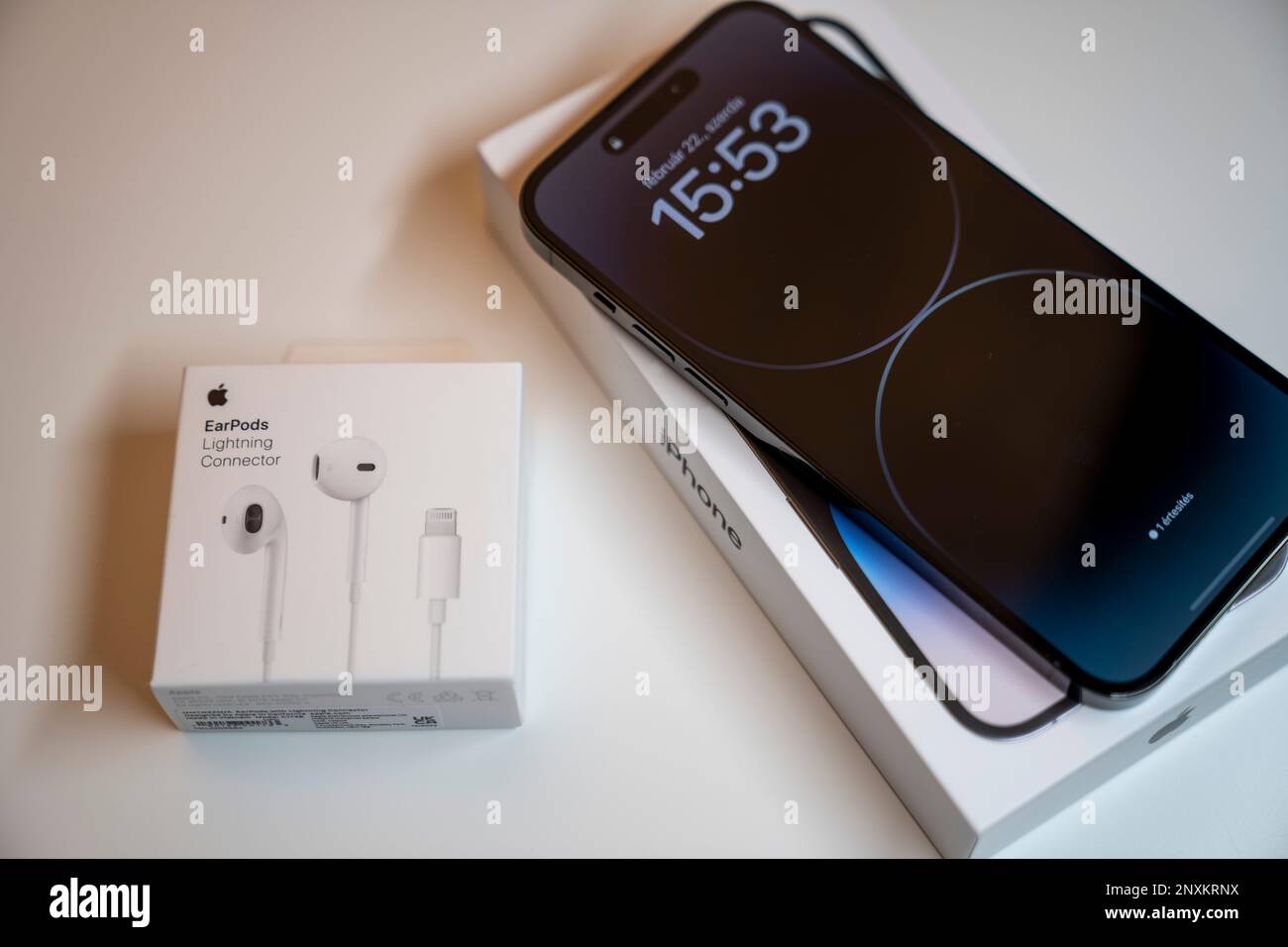 New iPhone 14 pro max and Apple Earpods, Airpods white earphones for ...