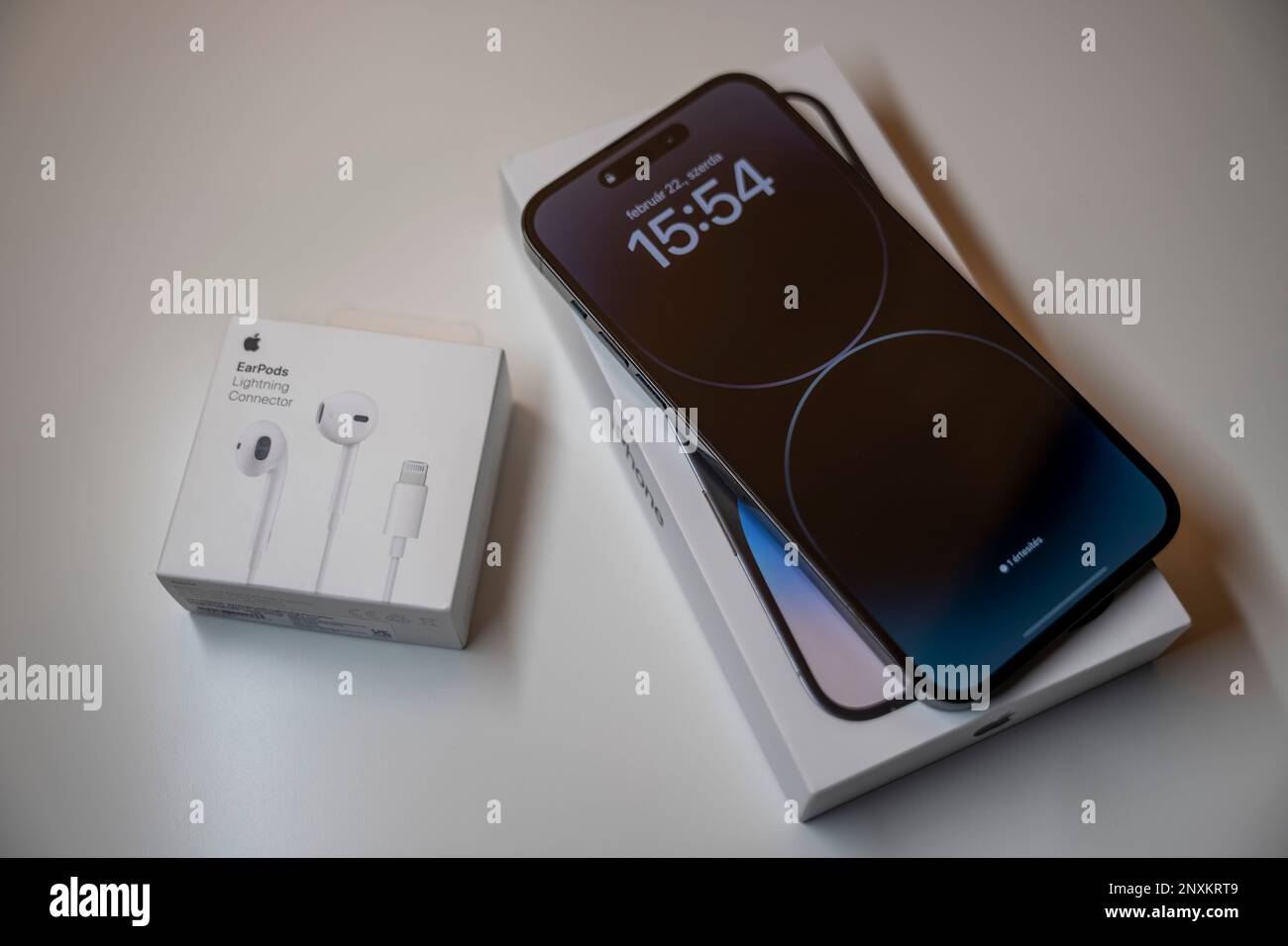 New iPhone 14 pro max and Apple Earpods, Airpods white earphones for ...