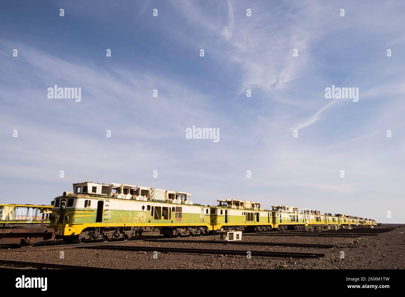 Mauritania, the longest railway in the world, connects Nouadhibou to ...