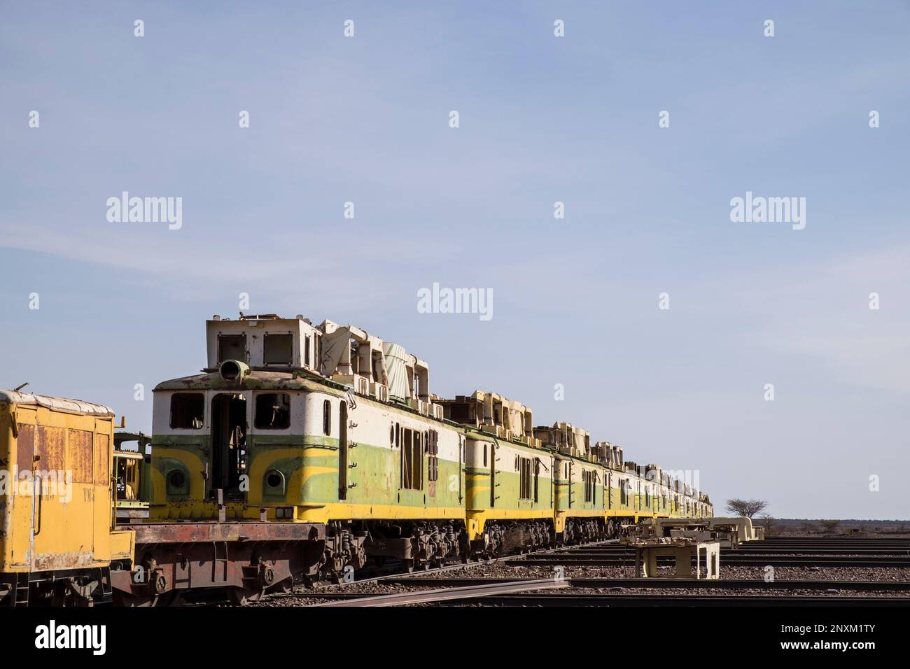 Mauritania, the longest railway in the world, connects Nouadhibou to ...