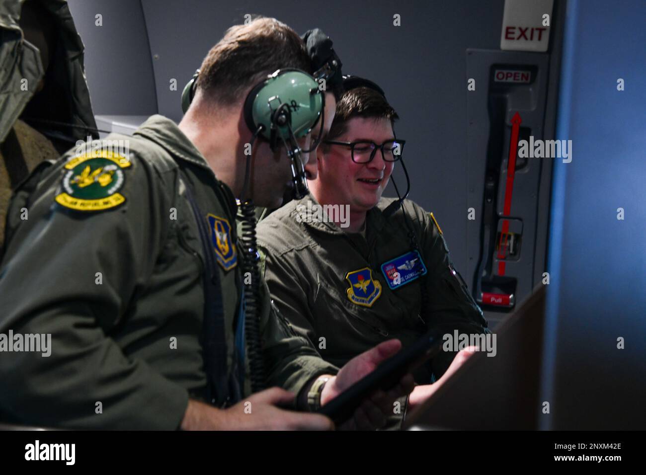 Ars tech hi-res stock photography and images - Alamy