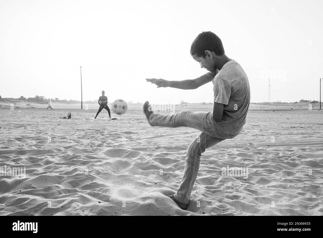 Mauritania, Chinguetti, football match in Batha Stock Photo - Alamy