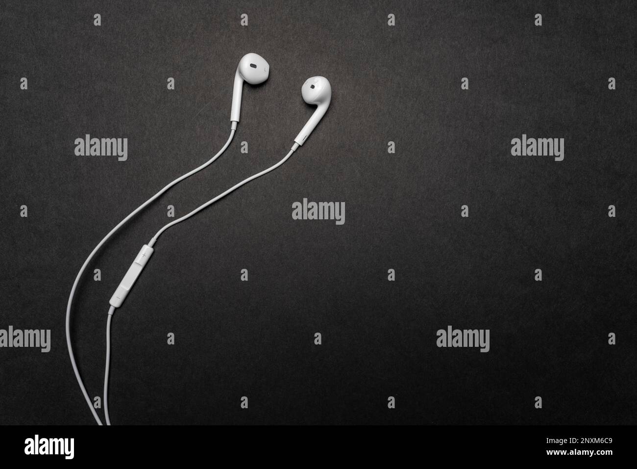 iPhone Apple Earpods, Airpods white earphones, headphones for listening ...