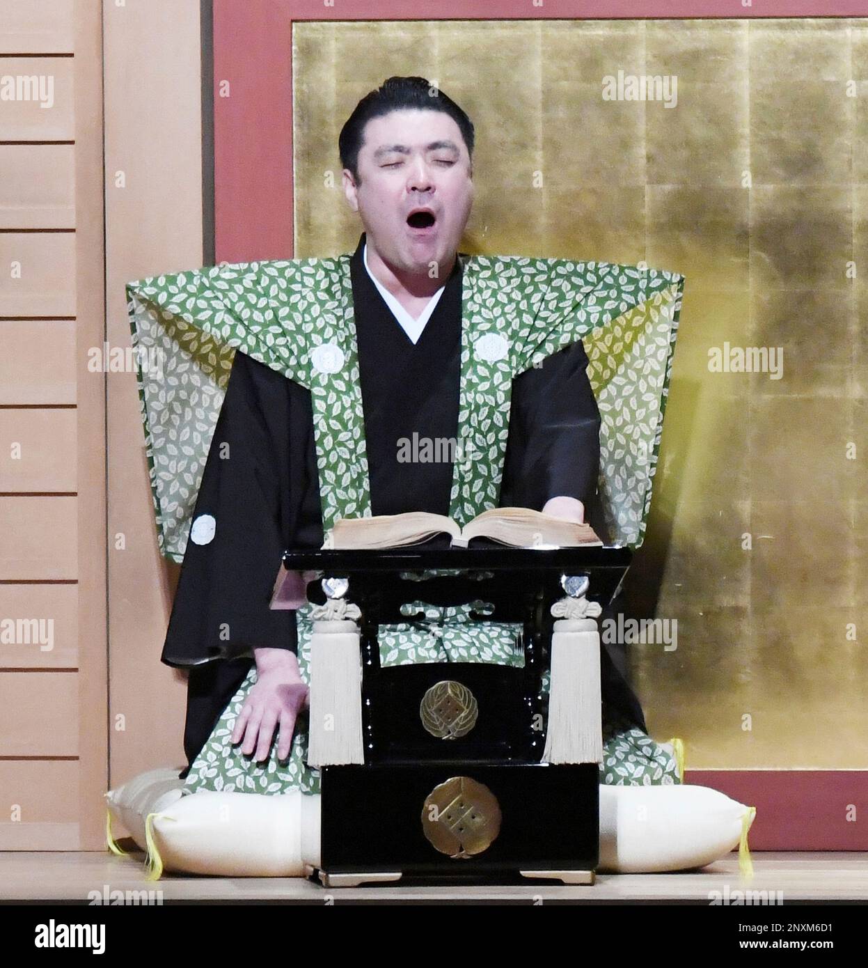 Bunraku narrator, Tayu in Japanese, Takemoto Ori who used to be ...