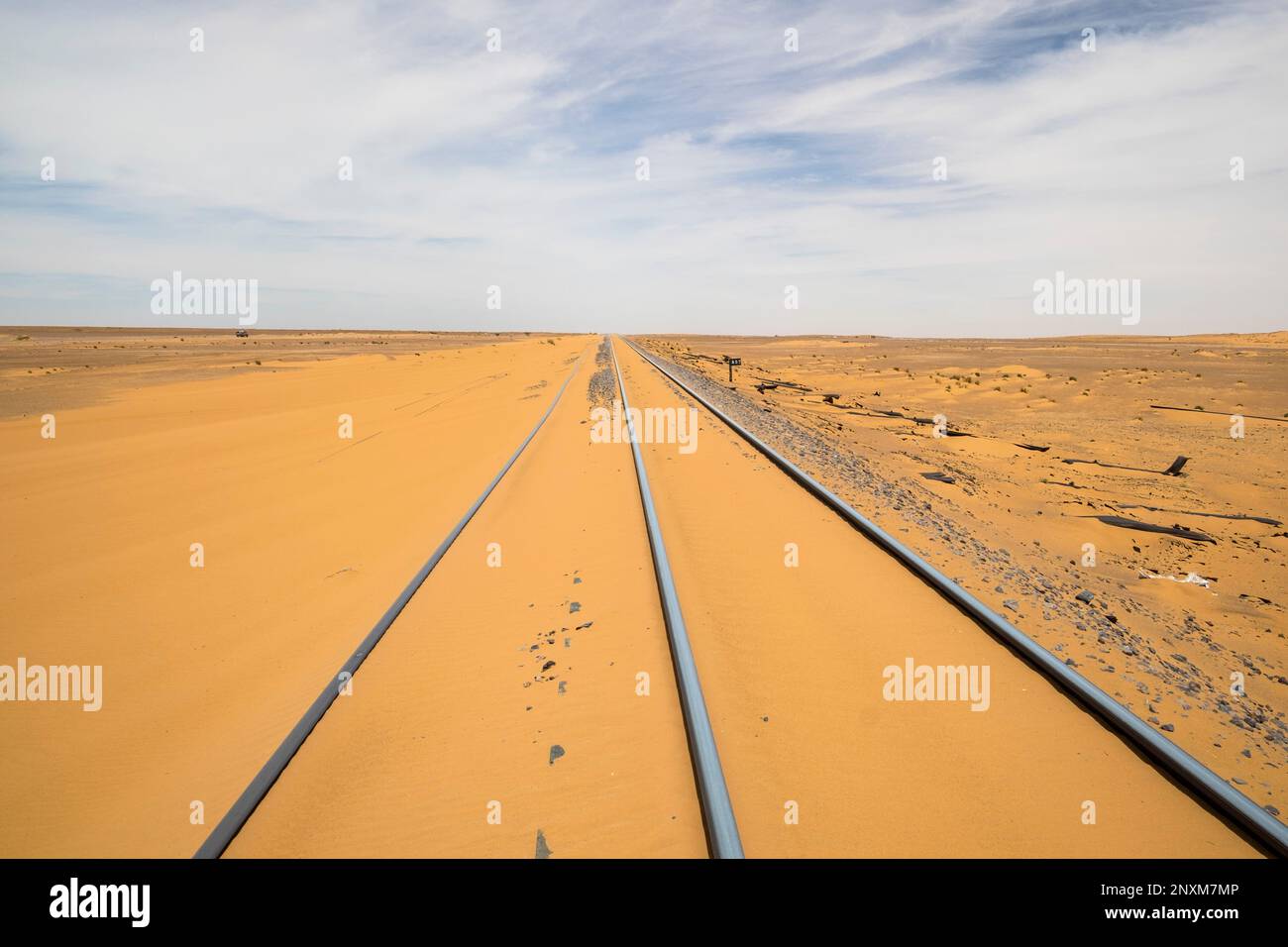 Mauritania, the longest railway in the world, connects Nouadhibou to ...