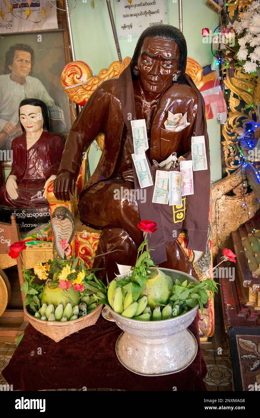 Myanmar, Popa mount, Paya Stock Photo - Alamy