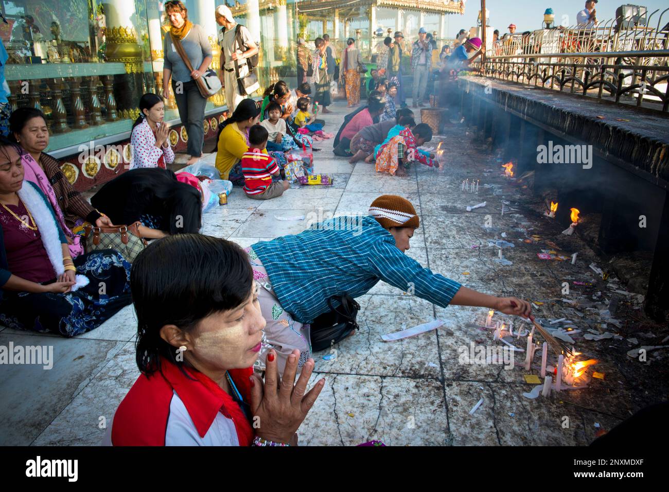 Myanmar, Kyaiktiyo, Golden Rock, Prayer Stock Photo - Alamy