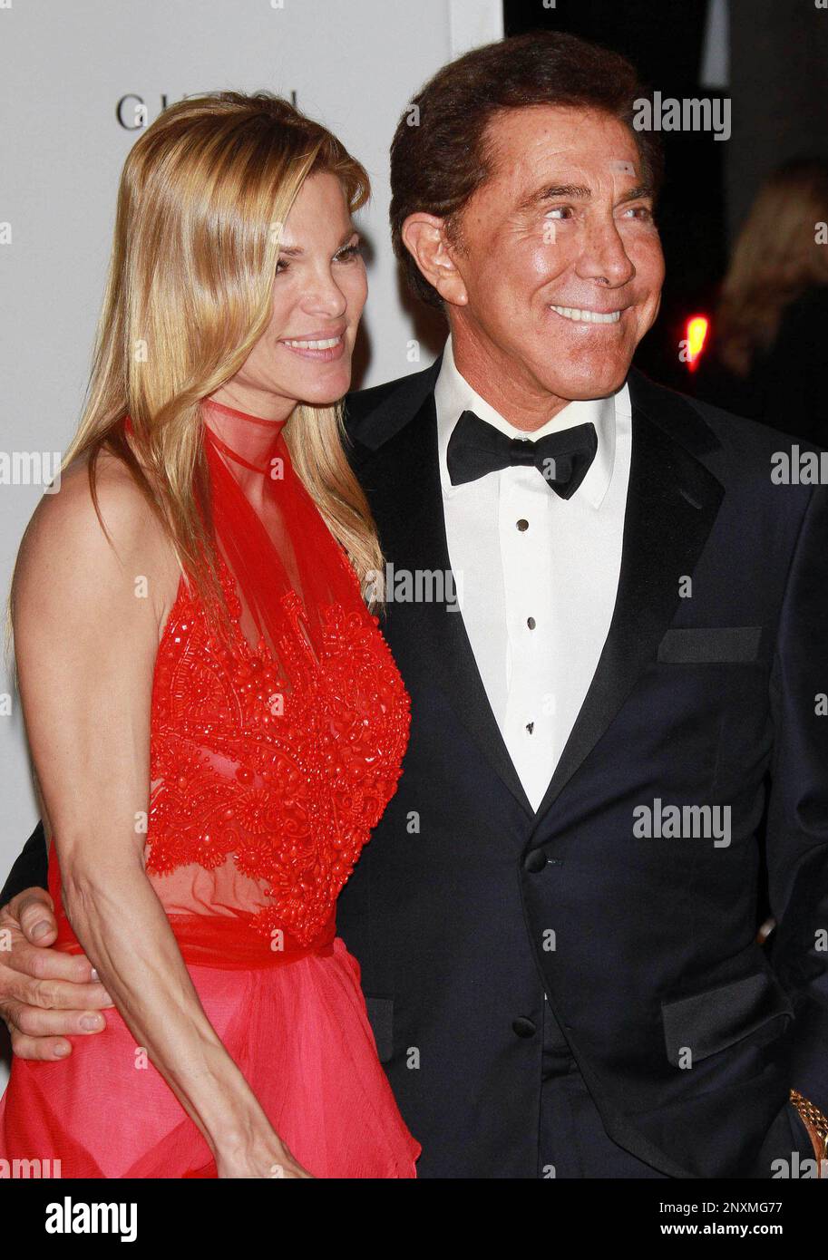 File Photo by: Quasar/STAR MAX/IPx201111/5/11Steve Wynn and his wife ...