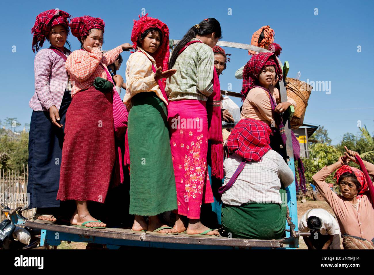 Myanmar, Inle lake, Pa O women tribe Stock Photo - Alamy