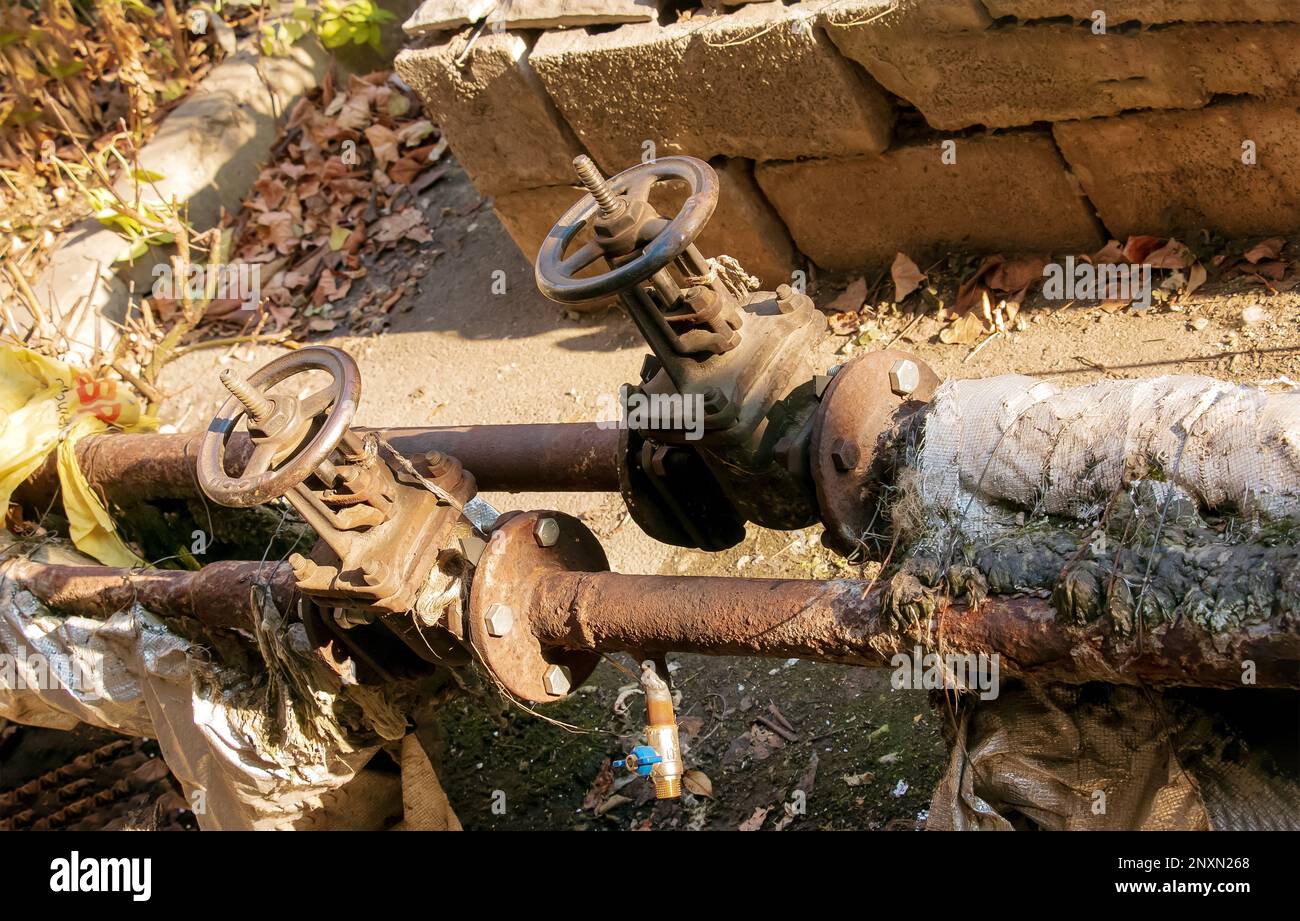 Pipe insulation corrosion hi-res stock photography and images - Alamy