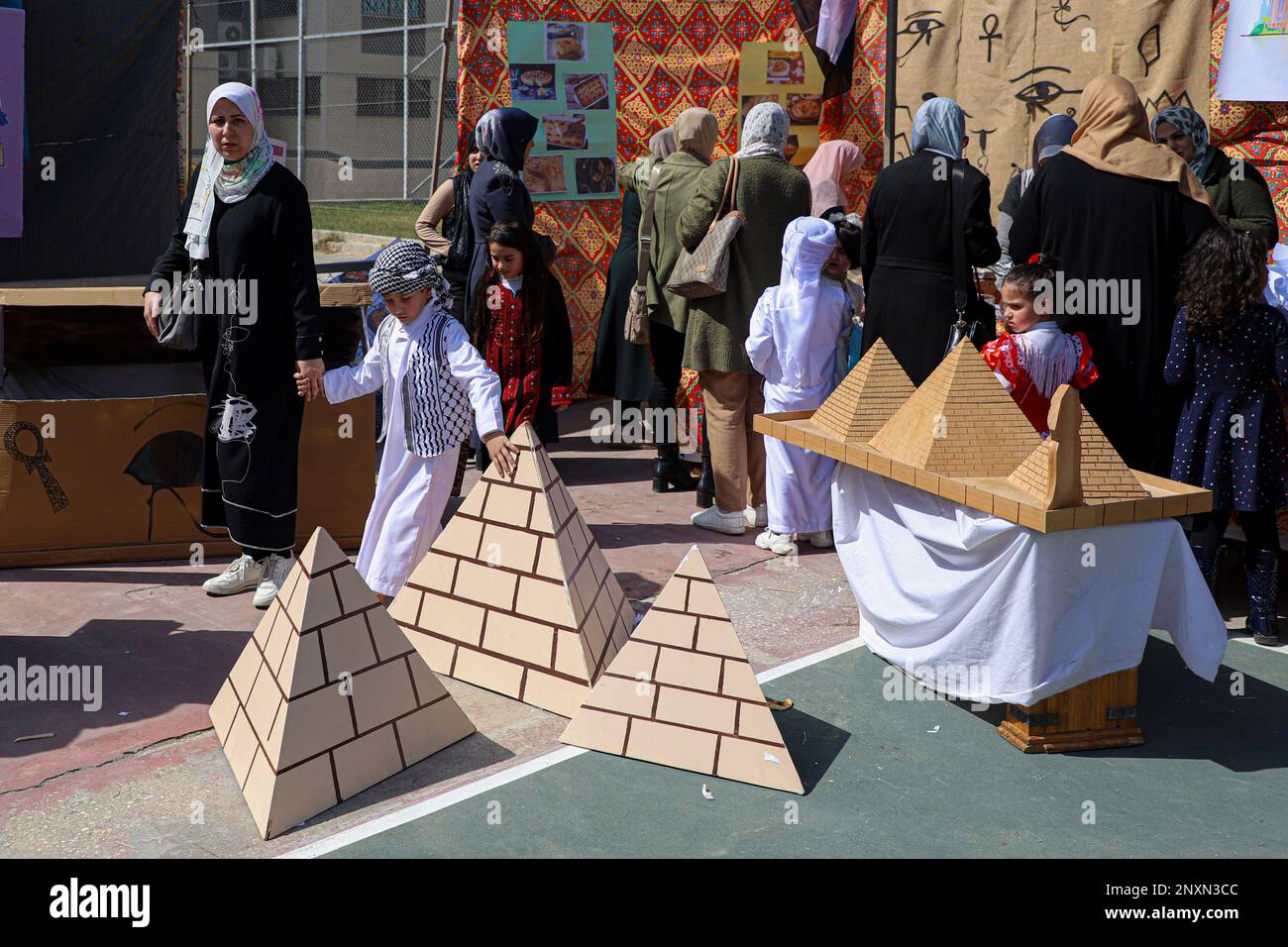 Gaza. 1st Mar, 2023. People visit a bazaar showing customs and ...