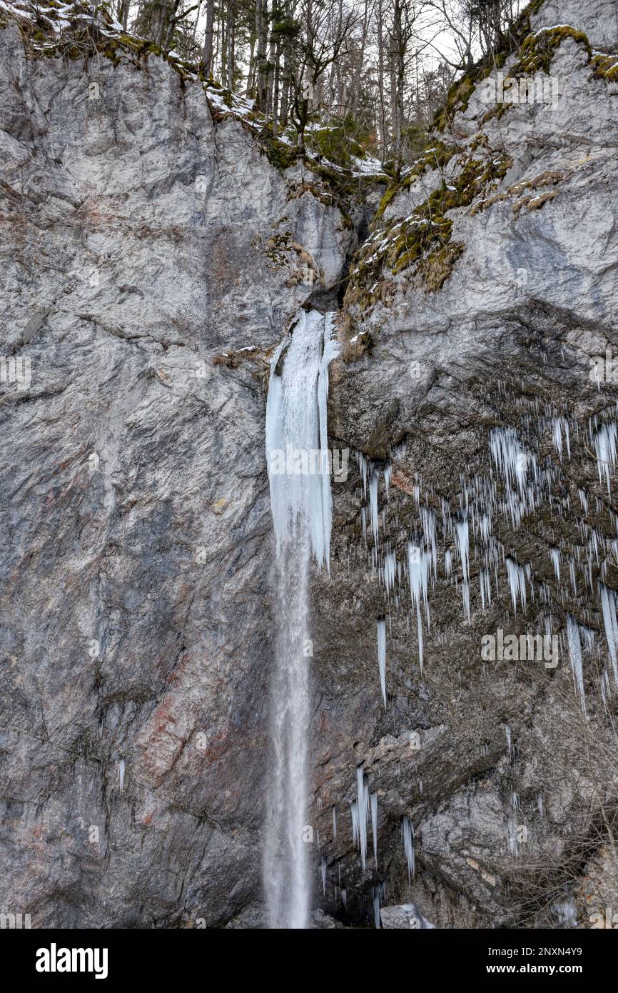 Wildensteiner Wasserfall, Kärnten, Gallizien, Freifallend, Wasserfall ...