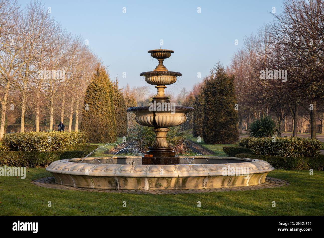 Fountains In Regents Park at Eileen Marvin blog