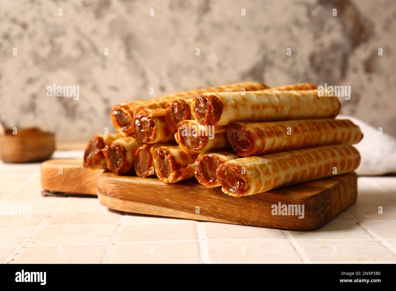 Waffle tile hi-res stock photography and images - Alamy