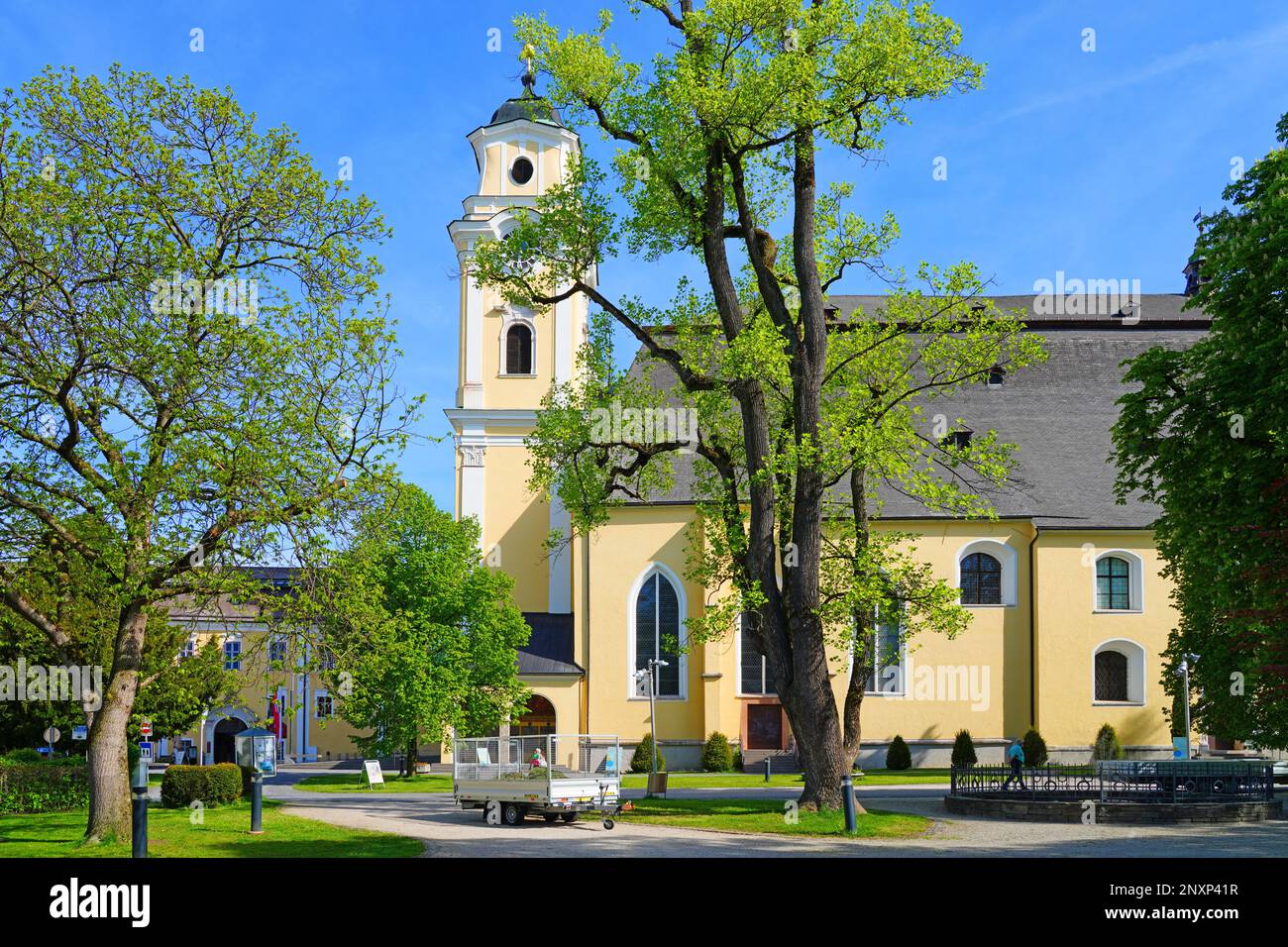 MONDSEE, AUSTRIA – 11 MAY 2022- View of Mondsee, a town the ...