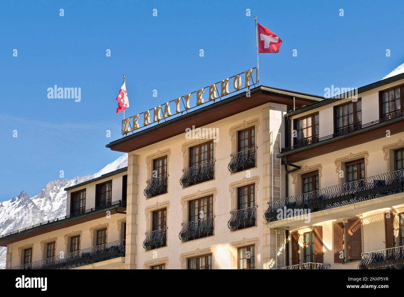 Zermatterhof hotel, Zermatt, Switzerland Stock Photo - Alamy