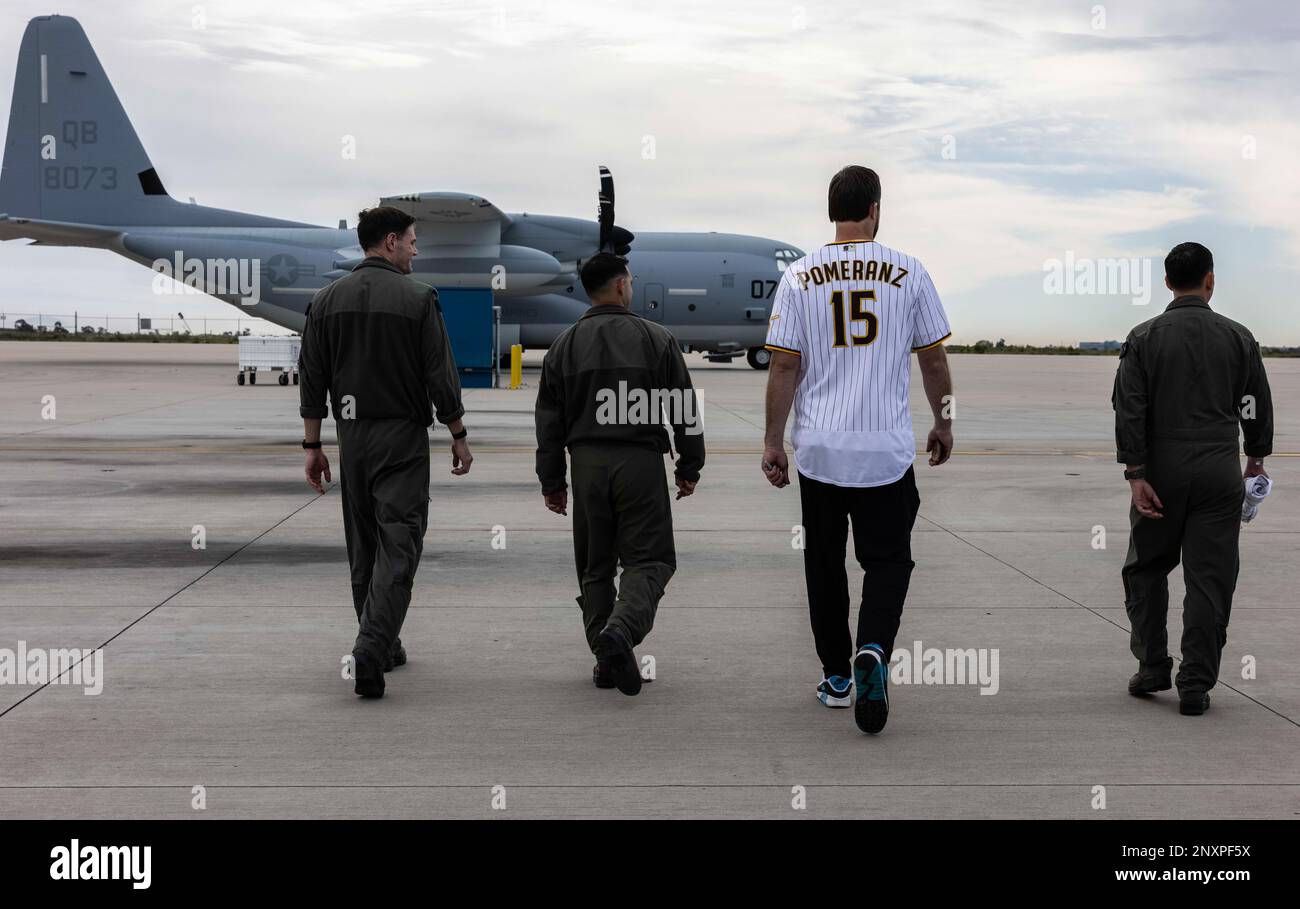 U.S. Marines with Marine Aerial Refueler Transport Squadron (VMGR) 352 ...