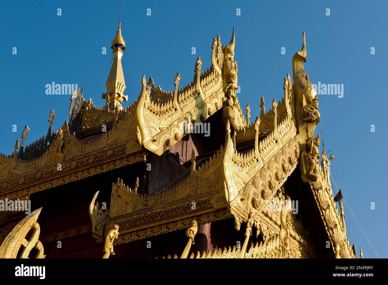 Myanmar, Bagan, Shwe Zigon paya Stock Photo - Alamy