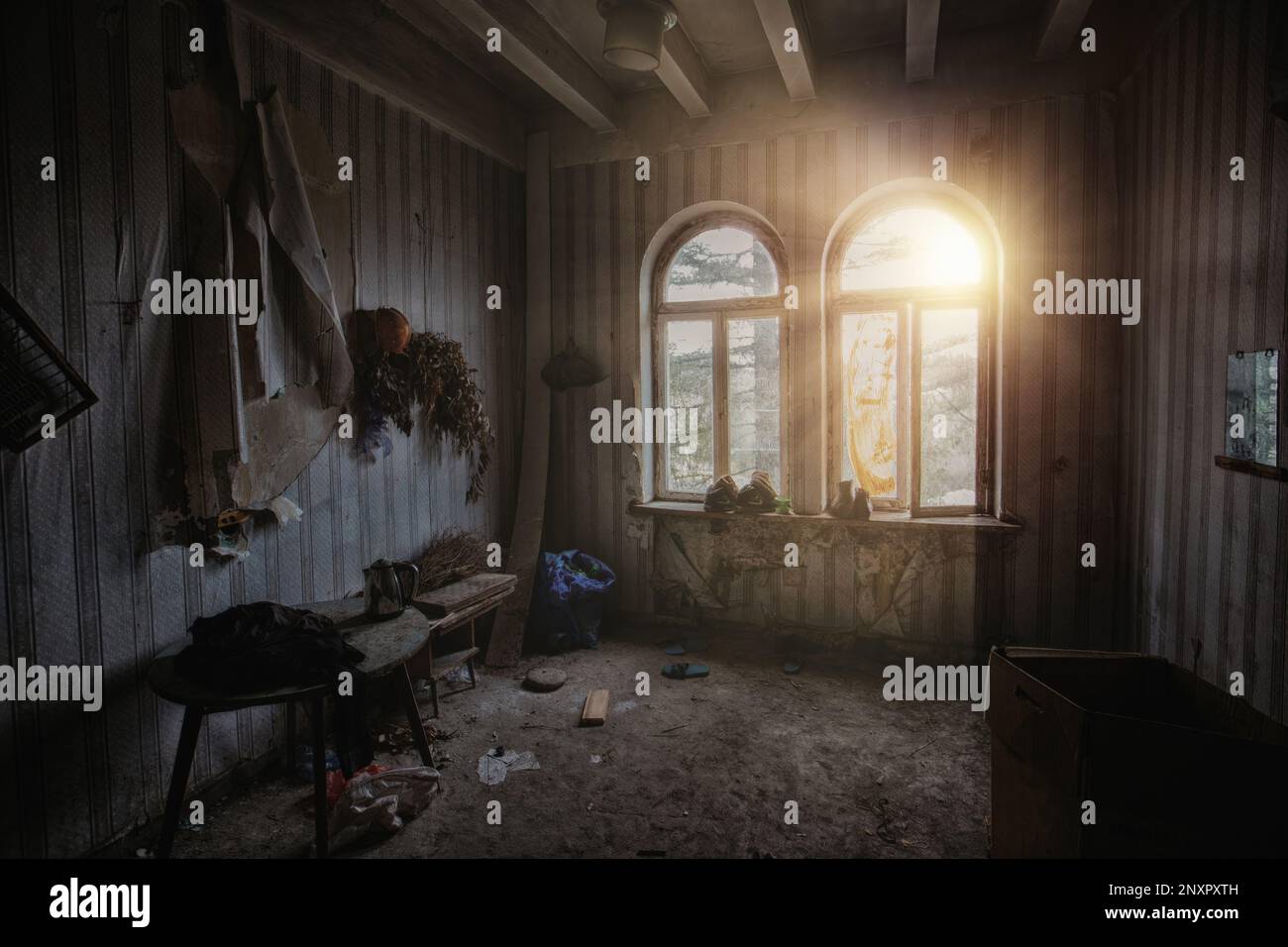 Trashed room hi-res stock photography and images - Alamy