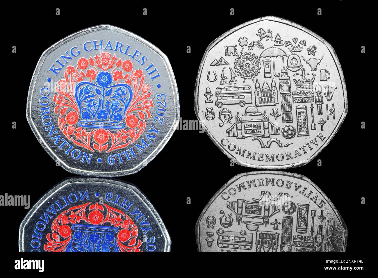 Official king charles iii coronation emblem hi-res stock photography ...