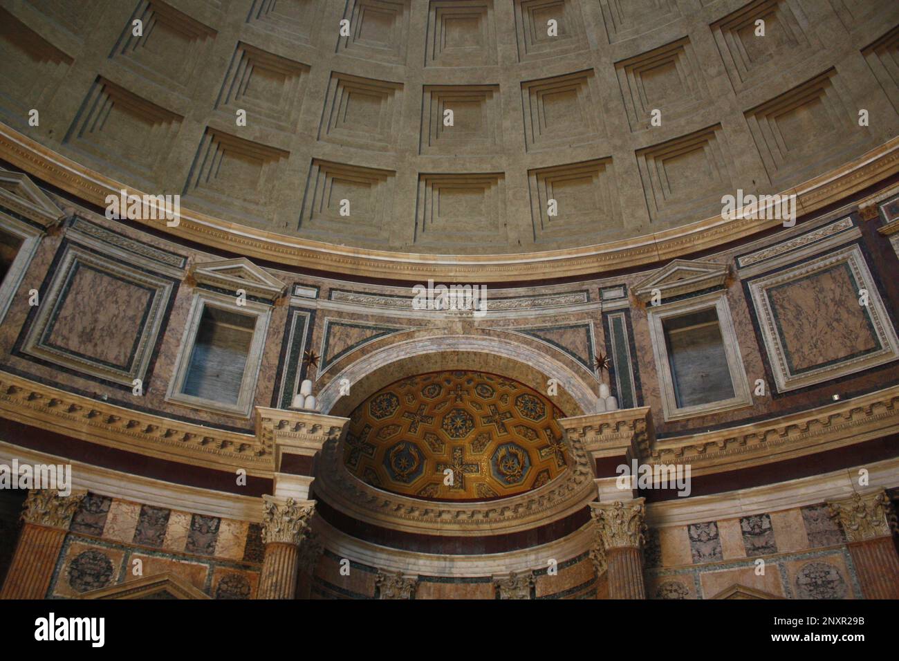 The roman pantheon of gods hi-res stock photography and images - Alamy