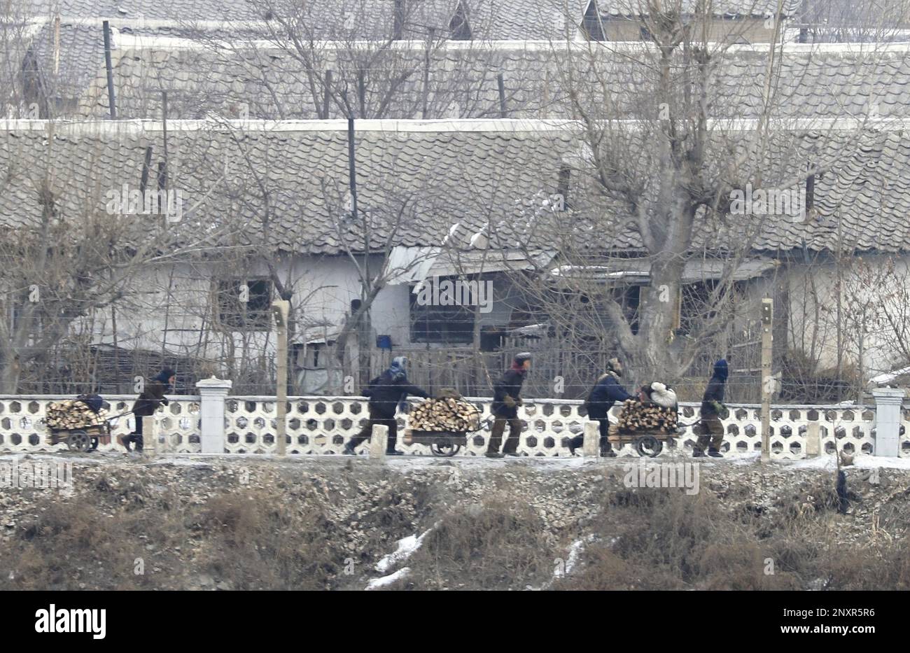 This photo shows Manpo City, the border to the Ji'an City, Jilin of ...