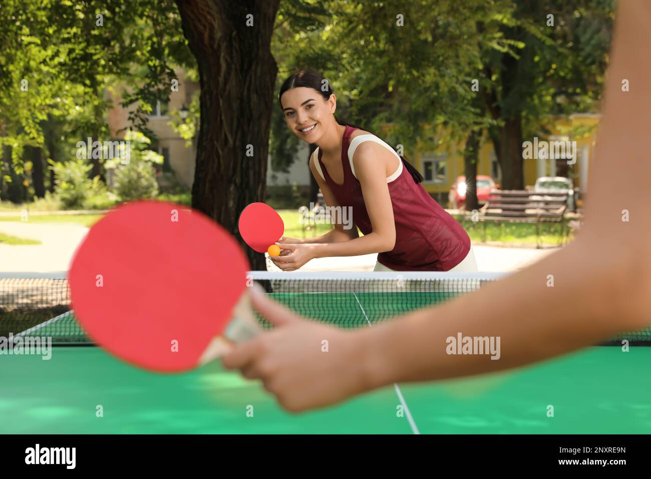Park people playing table tennis hi-res stock photography and images ...