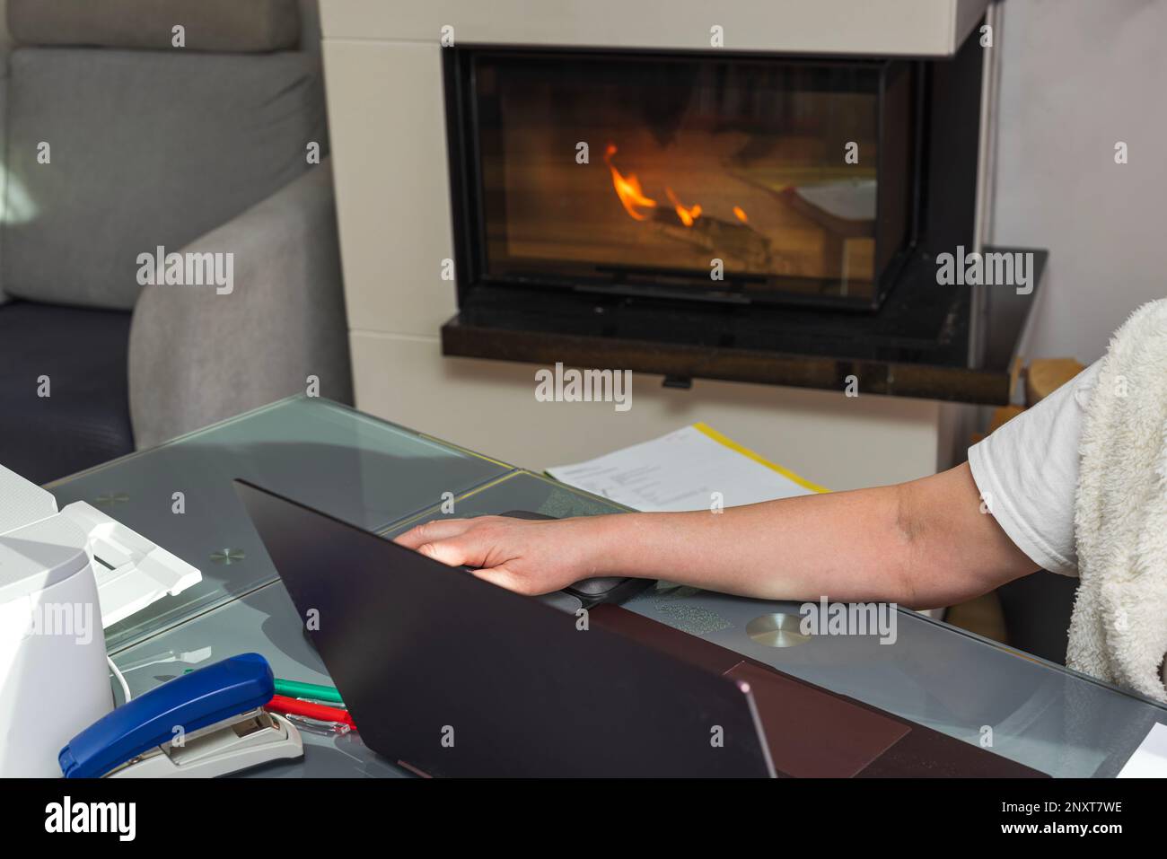 Working home on winter hi-res stock photography and images - Alamy