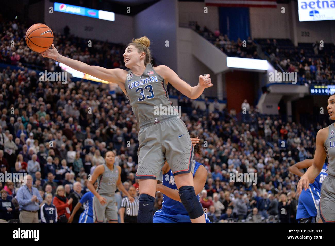 HARTFORD, CT - DECEMBER 31: UConn Huskies Guard Katie Lou Samuelson (33 ...