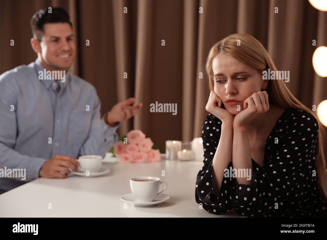 Unsuccessful date in restaurant hi-res stock photography and images - Alamy