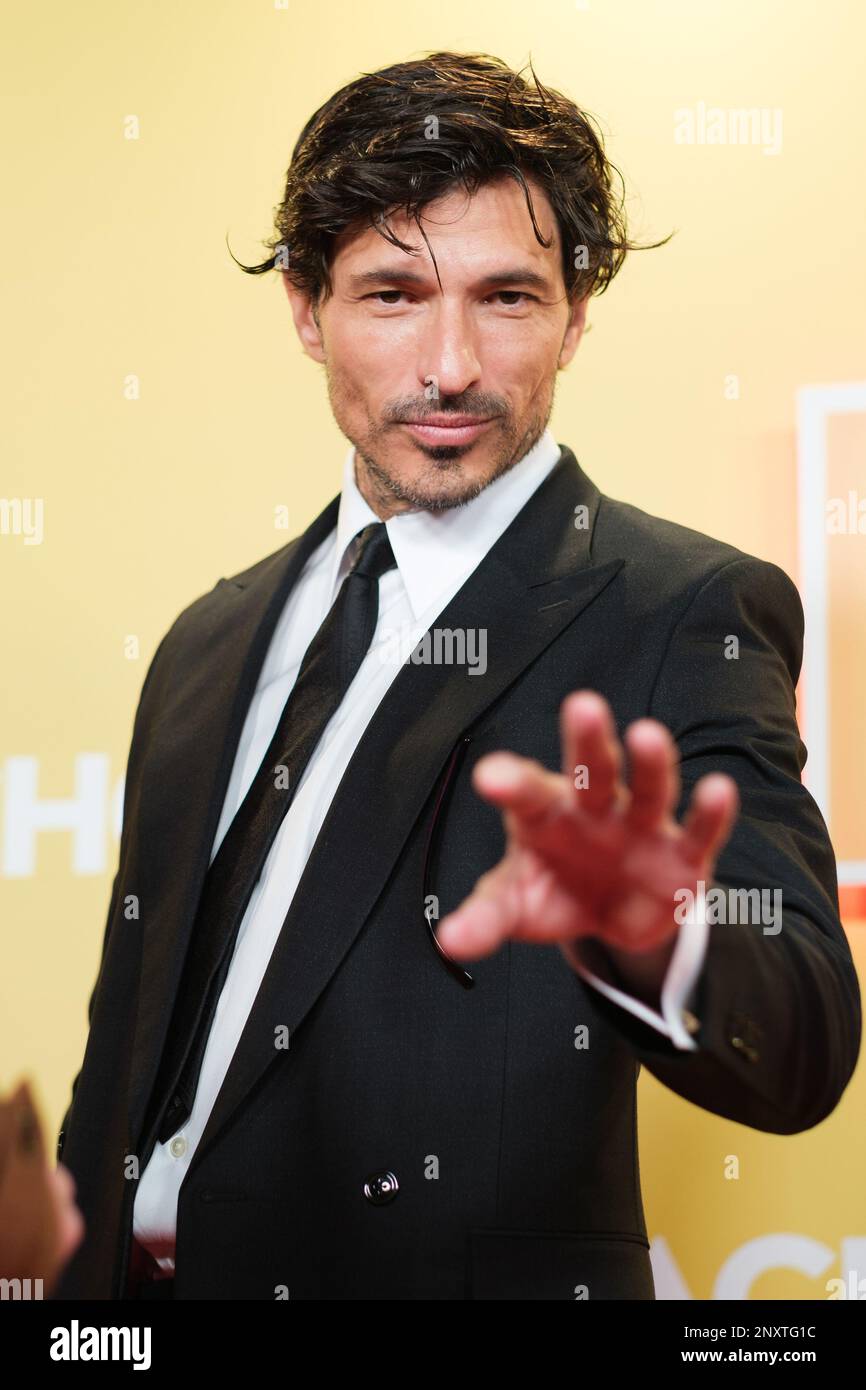 Andrés Velencoso attends the photocall of the premiere of the ...
