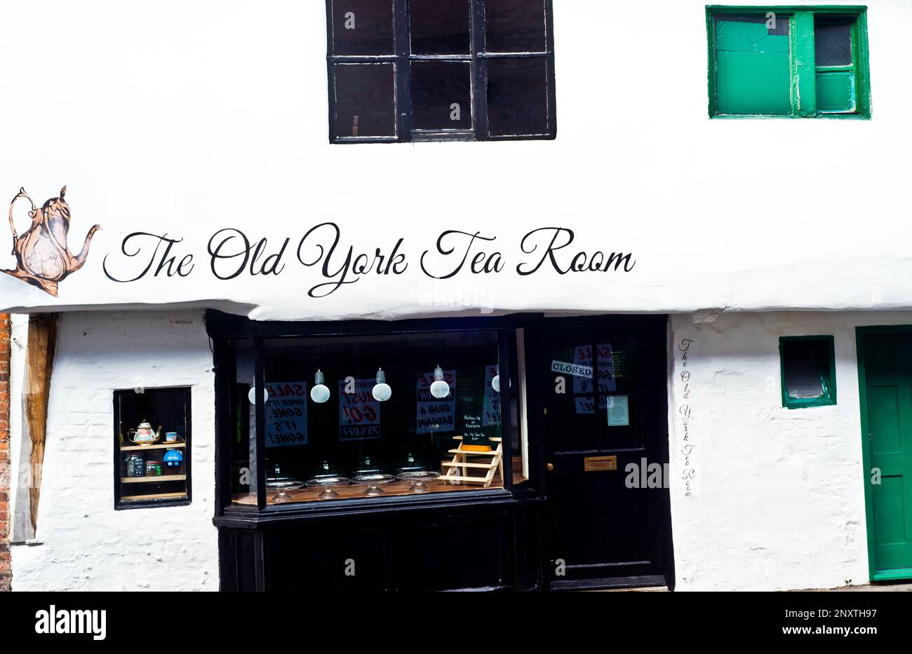 Ye old york tea room hi-res stock photography and images - Alamy