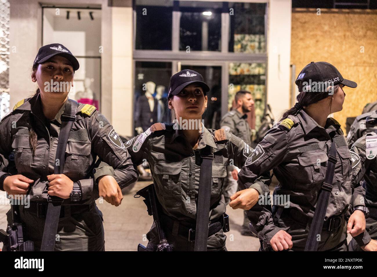 Tel Aviv, Israel. 01st Mar, 2023. Israeli security service and police ...