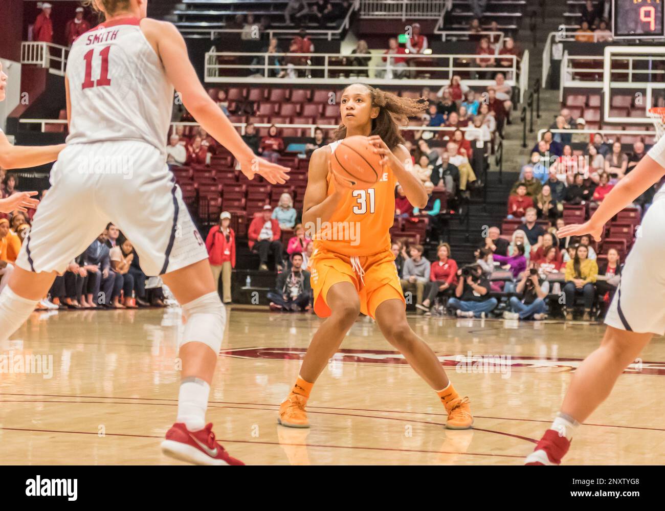 PALO ALTO, CA - DECEMBER 21:Tennessee Lady Volunteers guard/forward ...