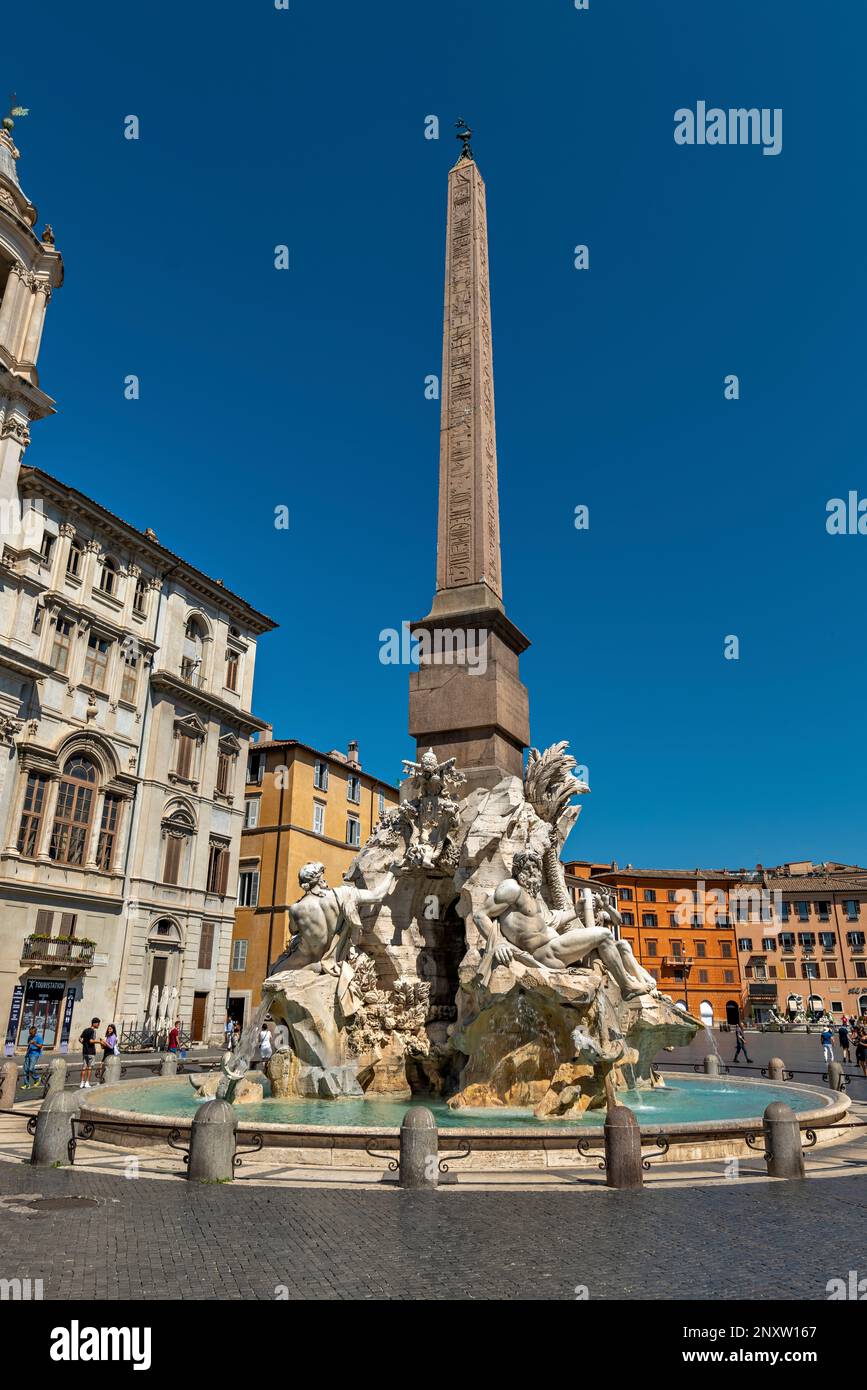 Piazza Navona, the Fontana dei Quattro Fiumi (Fountain of the Four ...