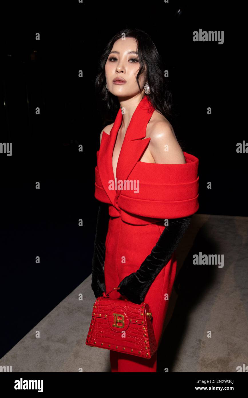 Sunmi attends the Balmain Fall/Winter 2023-2024 ready-to-wear collection presented Wednesday ...