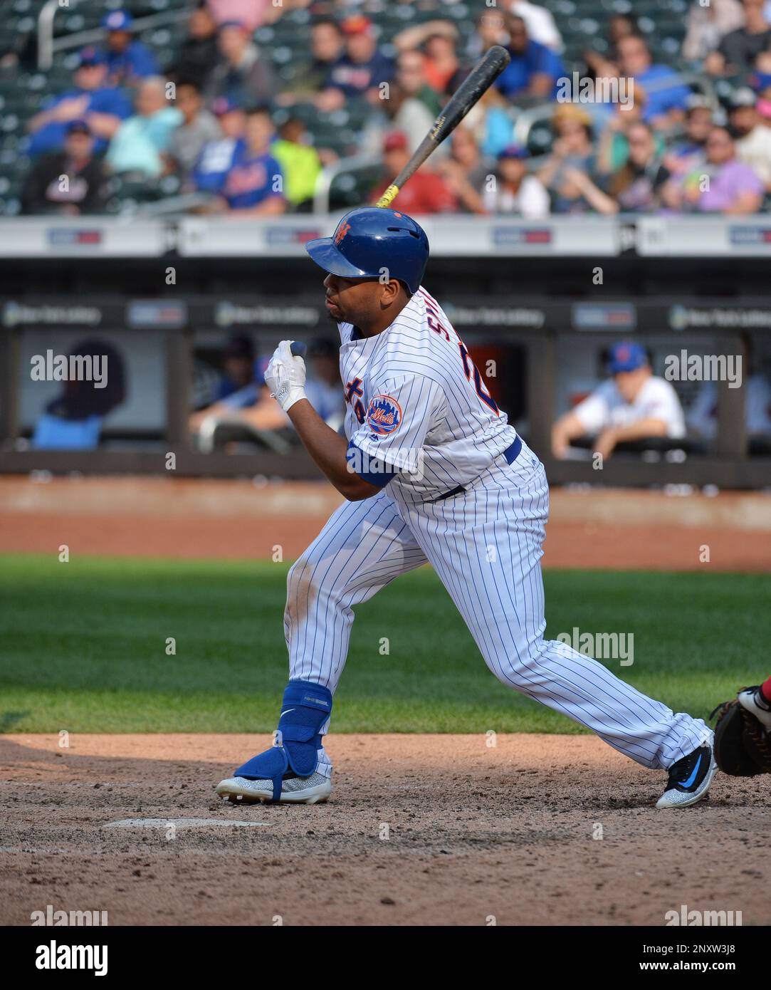 New York Mets infielder Dominic Smith (22) during game against the ...