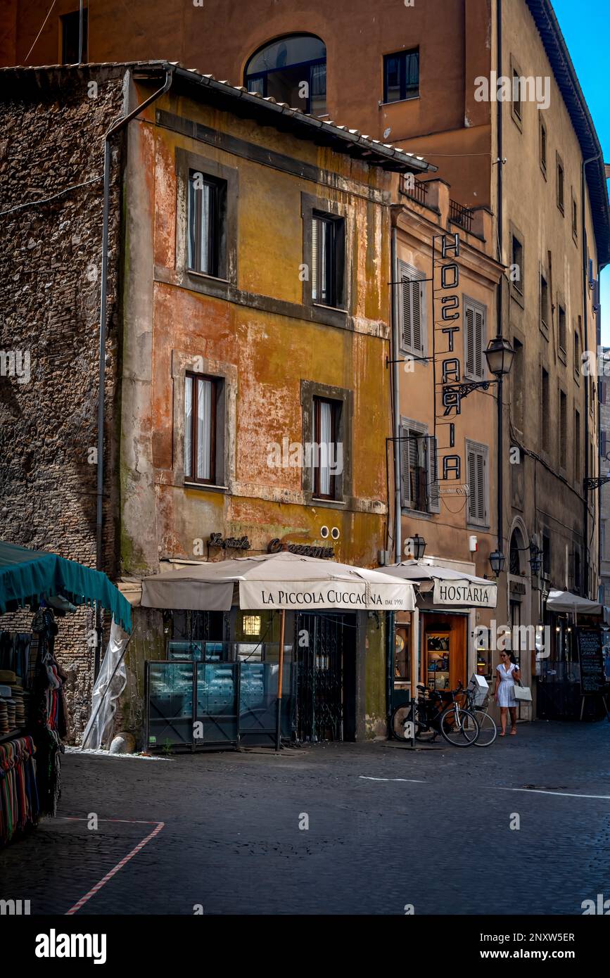 Business hostel hi-res stock photography and images - Alamy