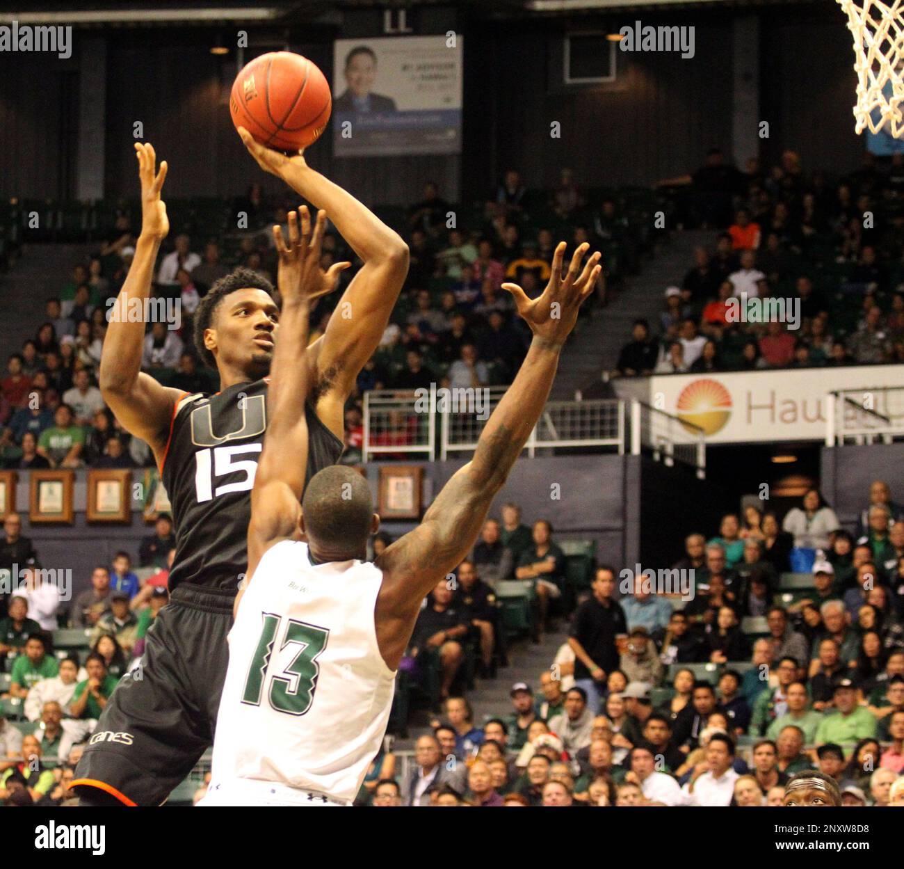 December 22, 2017 - Miami (Fl) Hurricanes center Ebuka Izundu (15 ...
